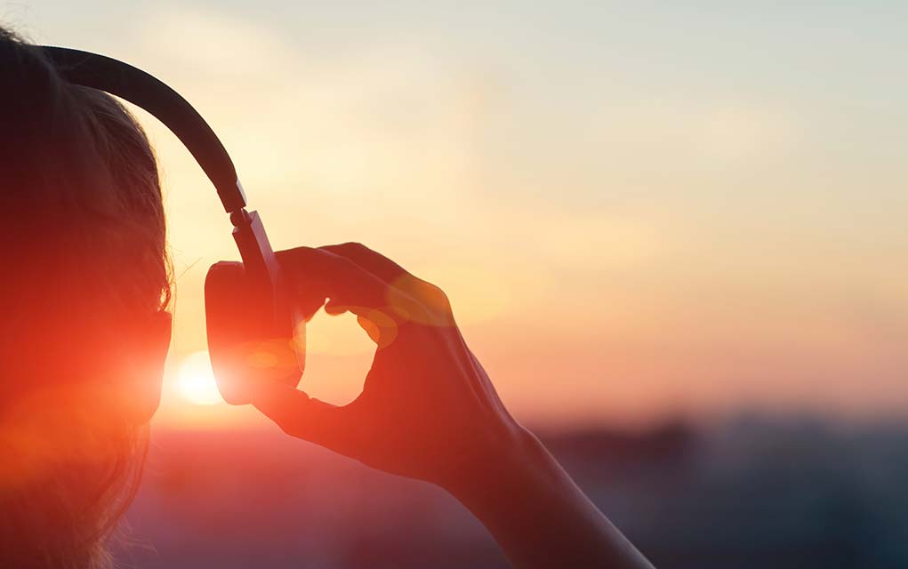 Does Music or Silence Help Us Focus Better? - Degree Advisers