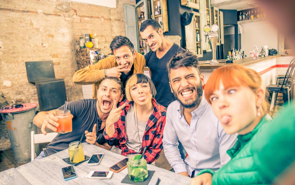 Virtual Clubs for Students Learning From Home - Degree Advisers